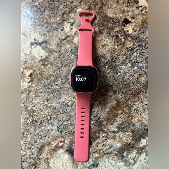 fitbit | Other | Fitbit Versa 4 Smartwatch Rose Gold | Poshmark